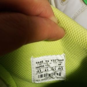 Nike | Shoes | Nike Retro Highs W Defect | Poshmark